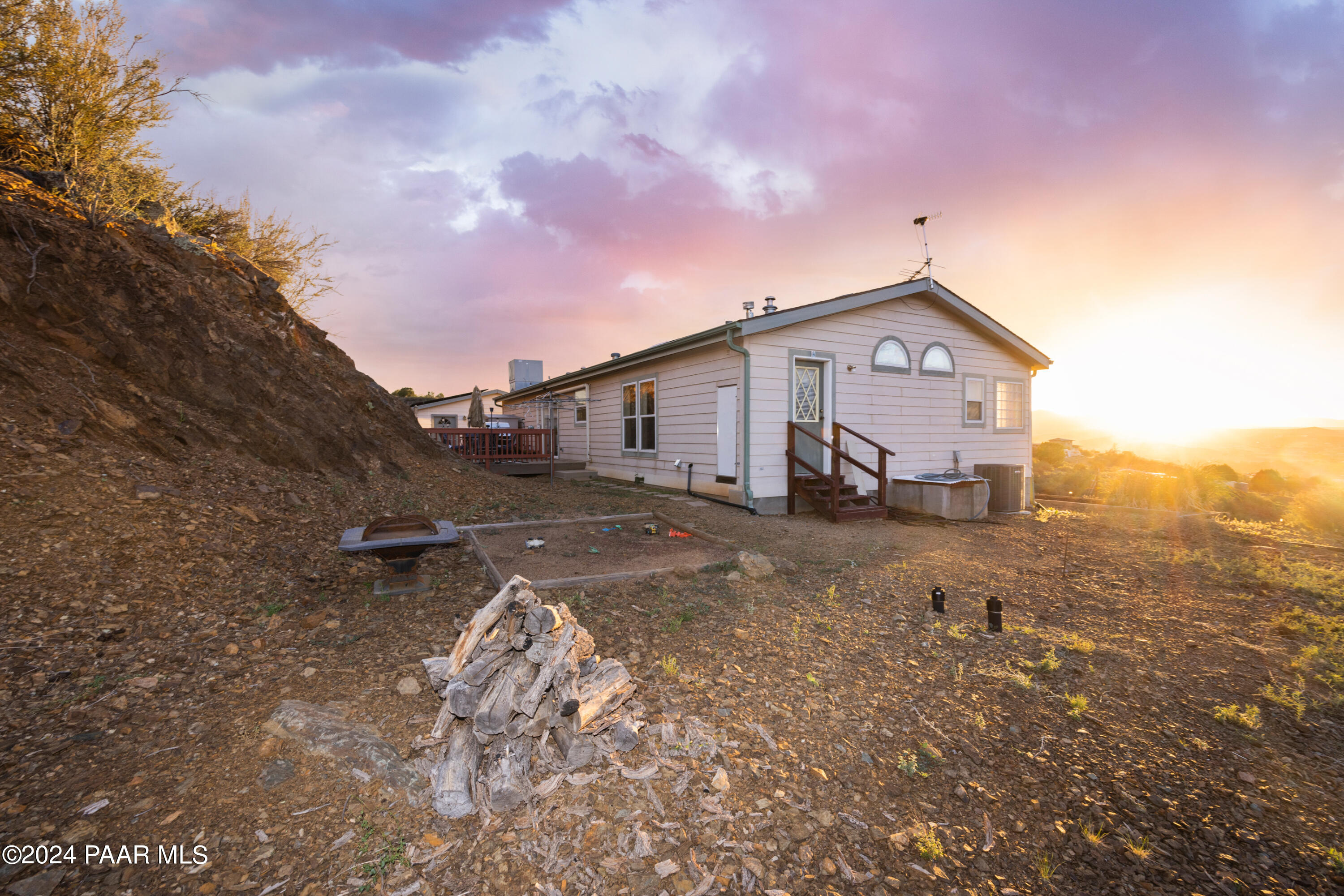 Julie and Dennis Jennings - Realty Executives Northern Arizona